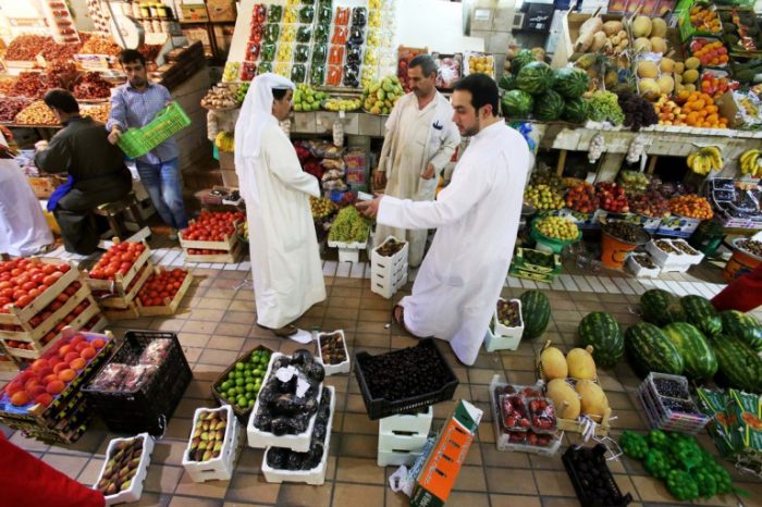 Farmers complain of exploitation by middlemen - TimesKuwait