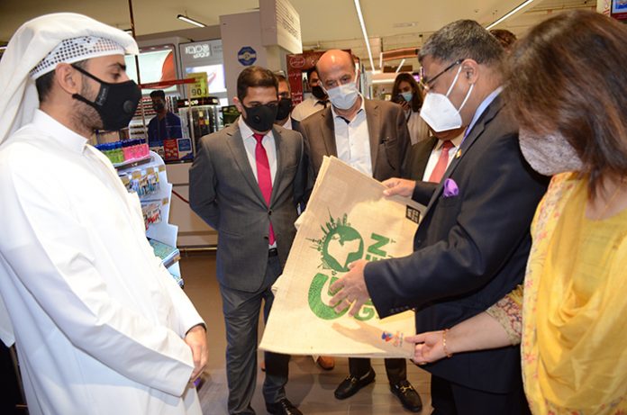 Indian Ambassador tours City Center Manara Mall - TimesKuwait