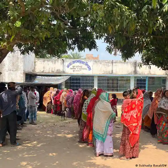 India elections: Voters line up for third phase of polling - Times Kuwait