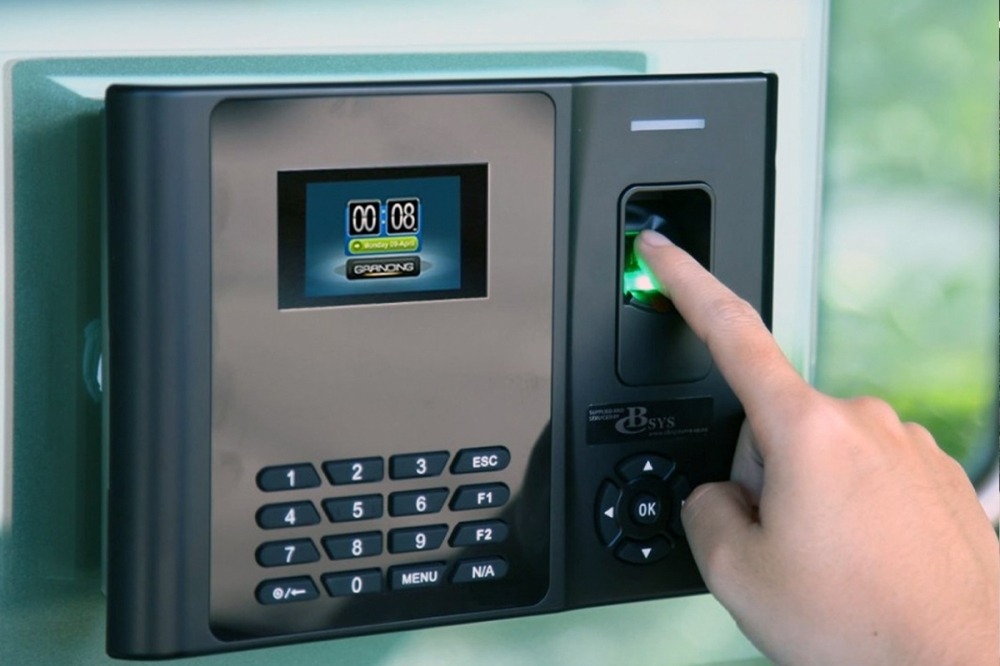 MoE links employee biometrics with integrated systems - Times Kuwait