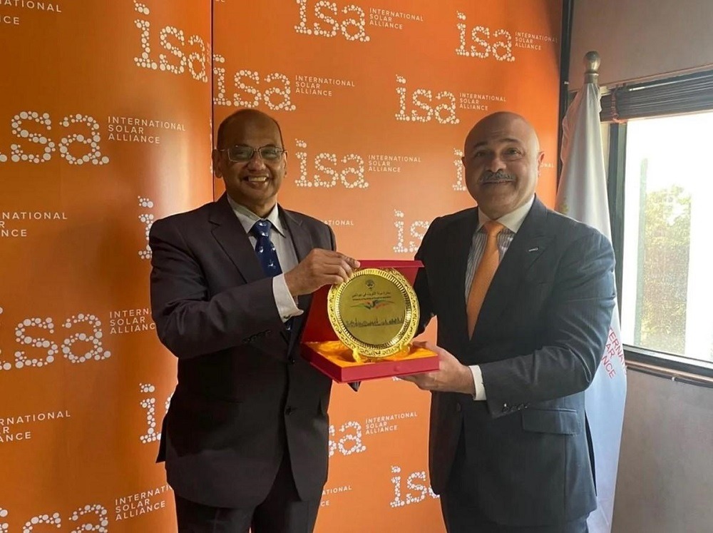 Kuwait’s Ambassador meets ISA Chief to discuss sustainable energy ...