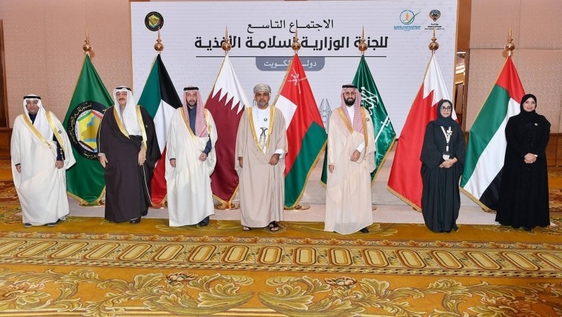 “Minister Al-Awadhi” emphasized food safety a health responsibility and ...