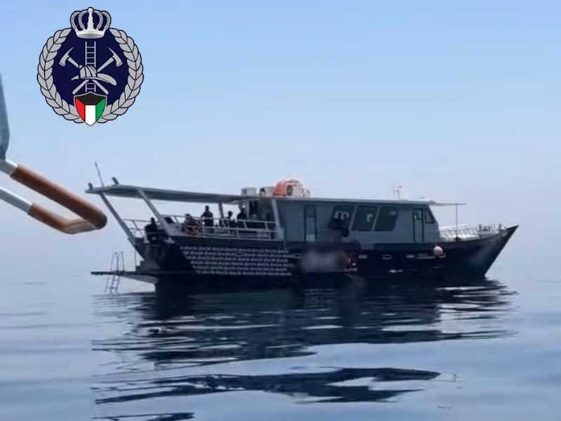 23 people stranded off Qaruh Island ‘rescued’ by firemen - Times Kuwait