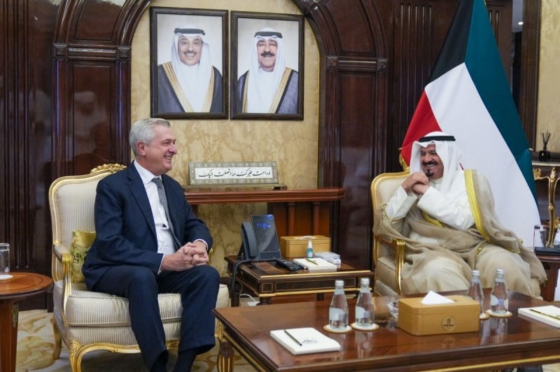 Prime Minister discusses with Grandi cooperation between Kuwait and ...