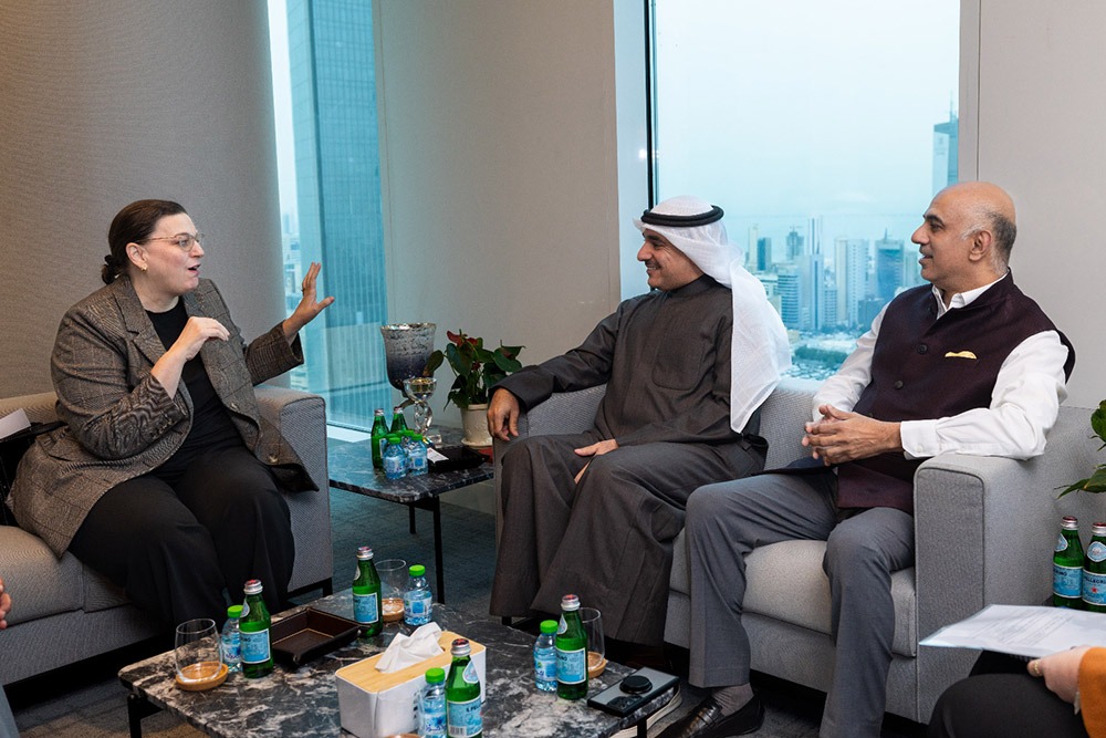 Canadian Ambassador visits The Times Kuwait offices - Times Kuwait
