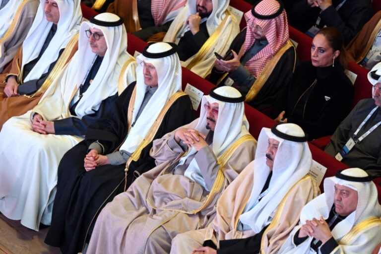 Prime Minister unveils ‘Shaheen’ pipeline partnership plan; KPC eyes ...