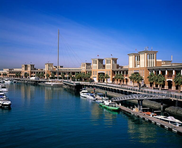 Kuwait issues new maritime law, violators face fines between 250 and ...